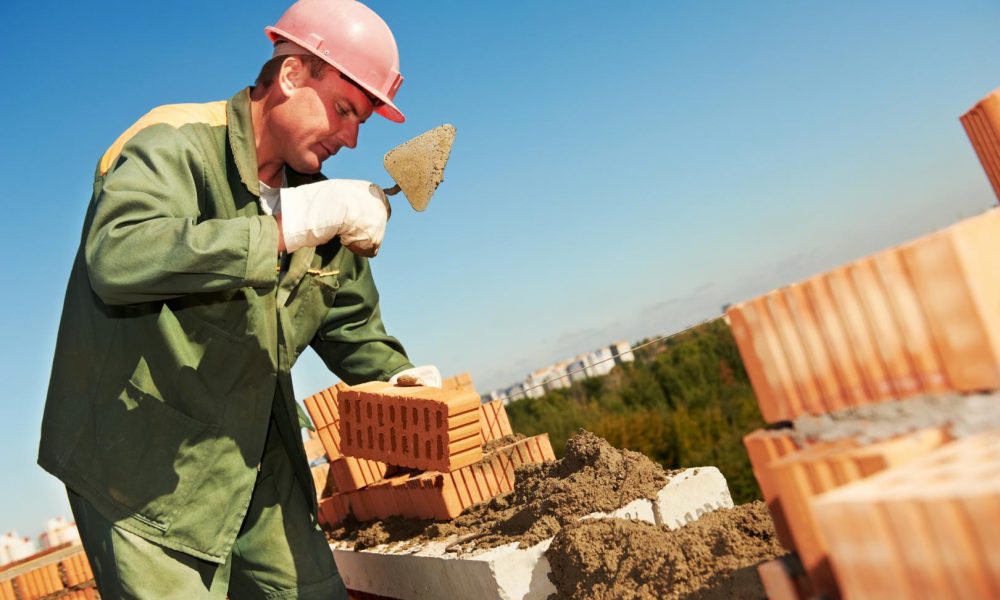 Matériel de maçonnerie : les indispensables du maçon